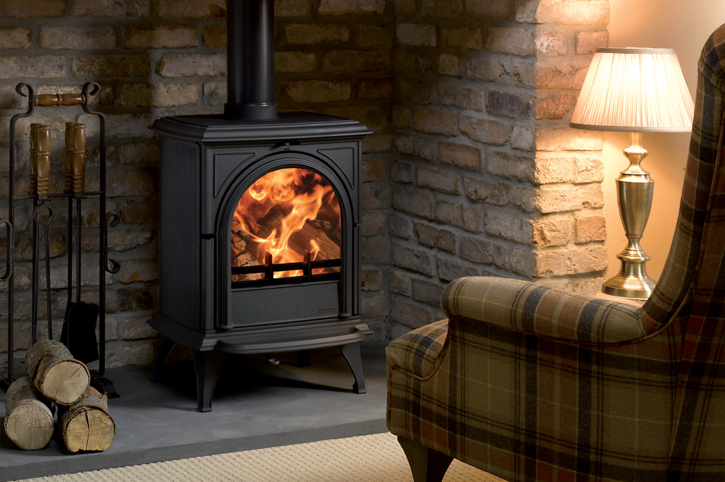 Fireplace-and-Stove-Solid Fuel Pg-Full-Width-Pic333 - The Fireplace and ...
